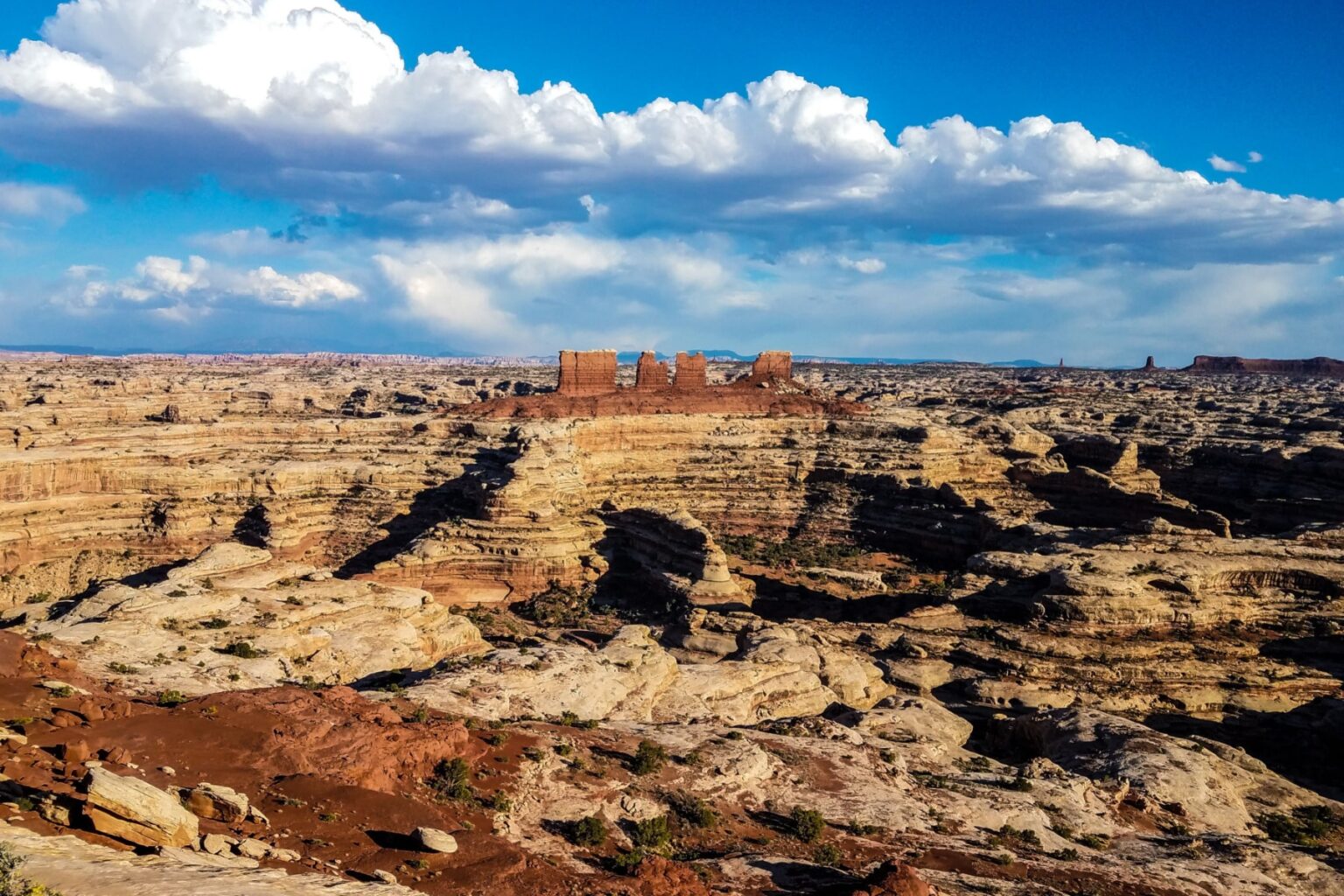 12 BEST Hikes in Canyonlands National Park (Helpful Guide)